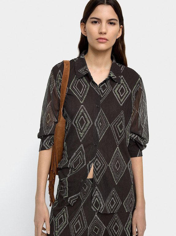 SHIRT WITH PRINTED DIAMOND PATTERN