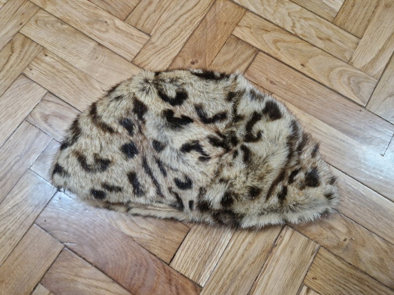 Šubara leopard krzno Nova
