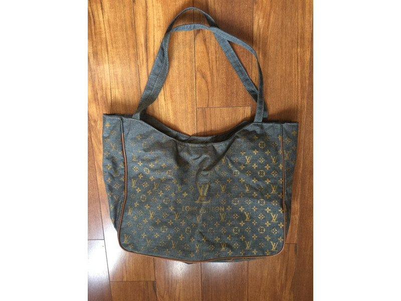 Louis Vuitton velika sportska torba KAO NOVA