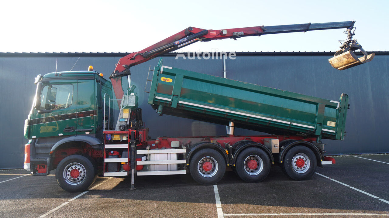 Mercedes-Benz AROCS 3542 8X4 2 SIDE TIPPER WITH HMF Z 1943 CRANE 407.000KM kiper