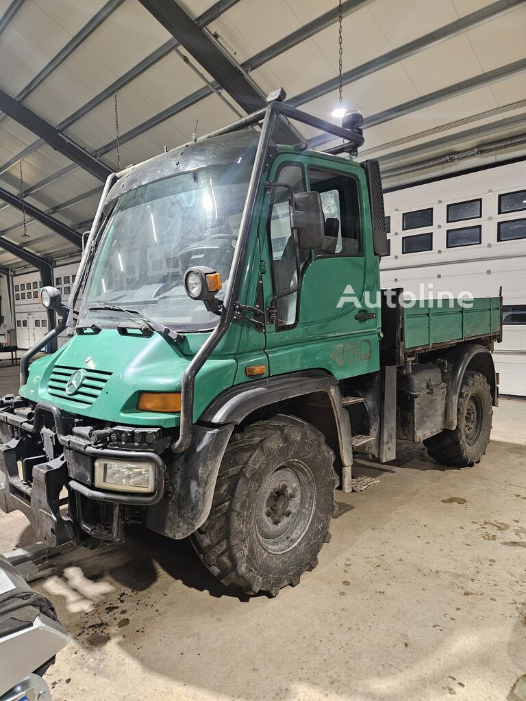 Mercedes-Benz Unimog U300 kiper
