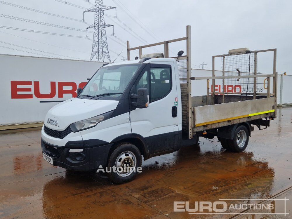 Prodaje se IVECO Daily kamion s ravnom platformom < 3.5t na aukciji