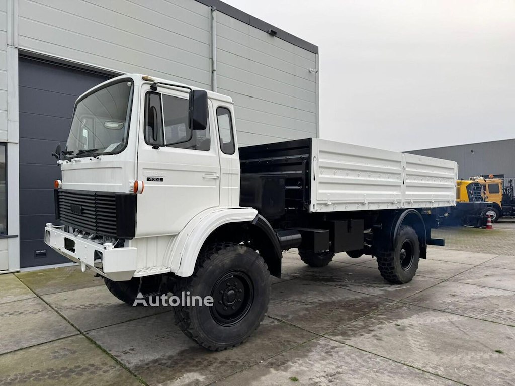 IVECO 110-16 4x4 Ex Military kamion s ravnom platformom