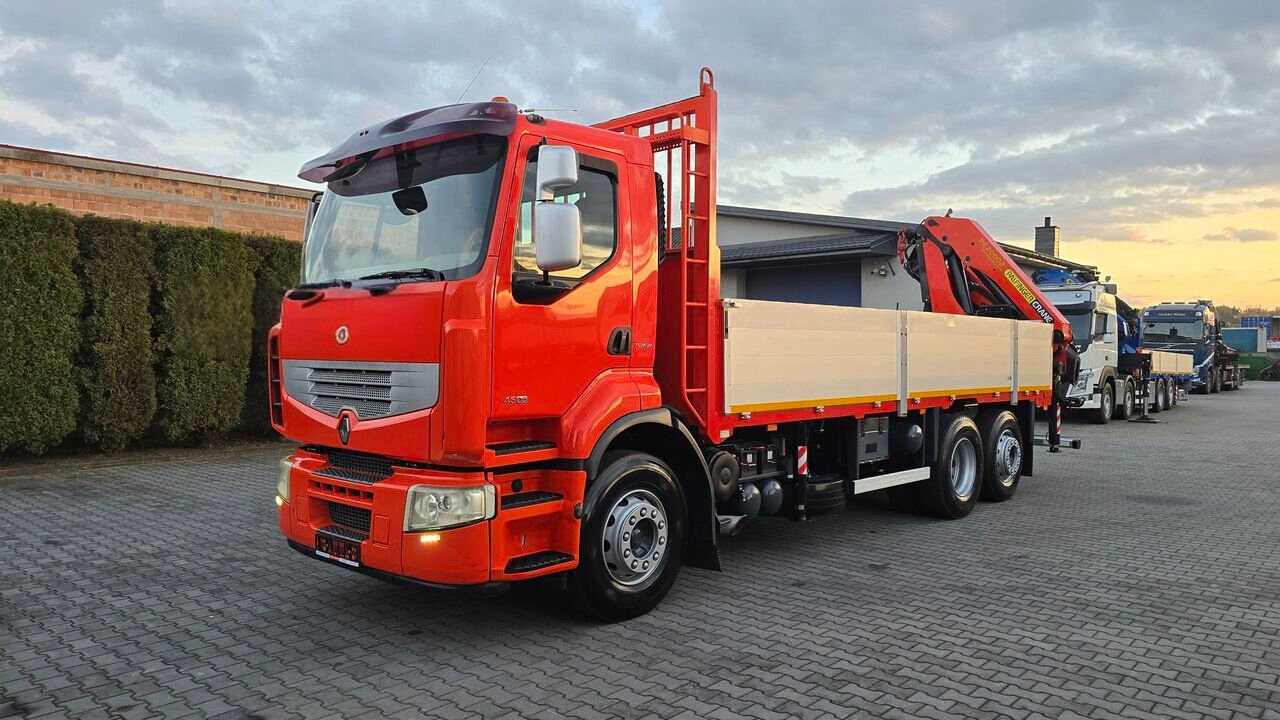 Renault Premium DXi450 / 6x2 / + Palfinger Crane kamion s ravnom platformom