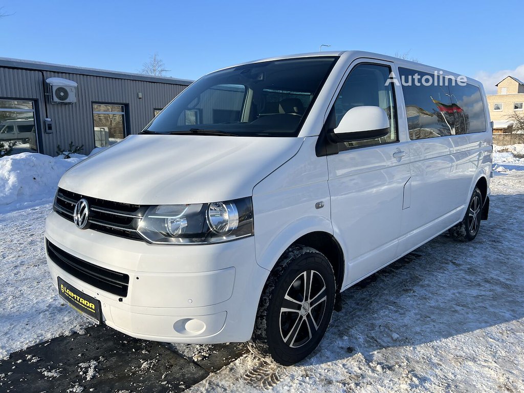 Volkswagen Caravelle putnički minibus