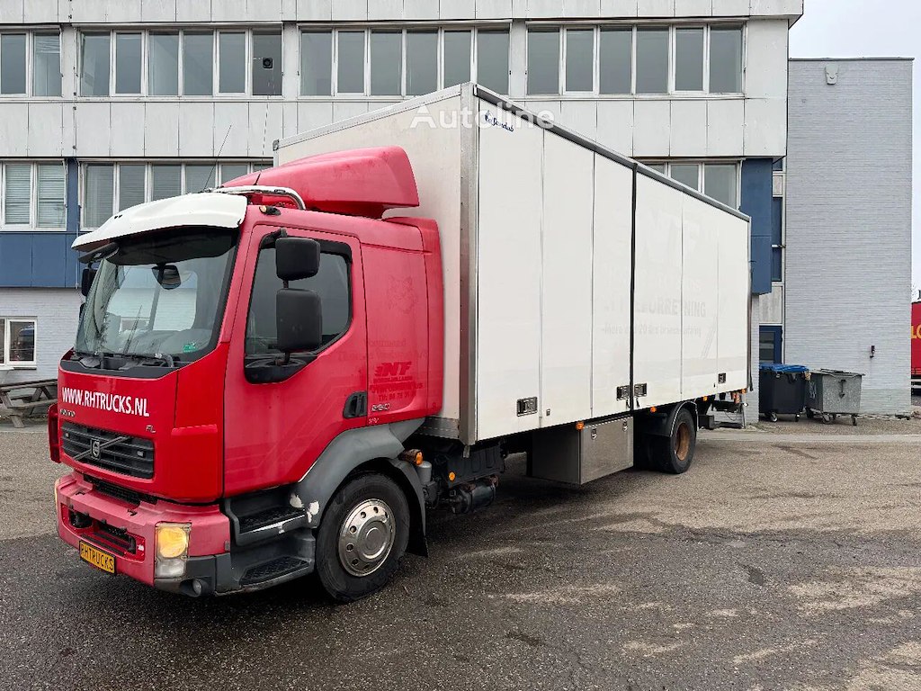 Volvo FL 260 4X2 EURO 5 SIDE DOORS ZEPRO LIFT 2000 KG kamion furgon