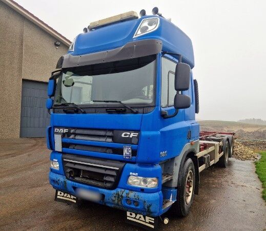 DAF CF85 460 *6x2 *ONLY 225tkm *WB=4.80m *AIR/AIR *REPAINTED FRAME kamion šasija