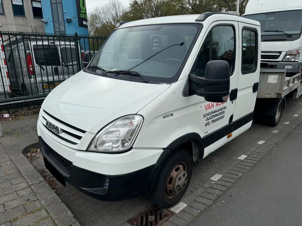 IVECO Daily 40C18 / Doka autotransporter