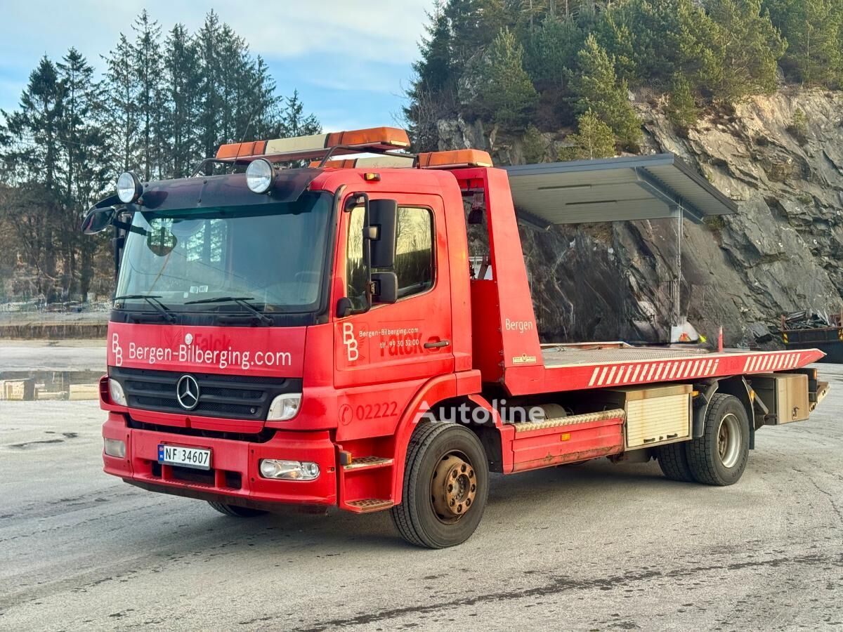 Prodaje se Mercedes-Benz 1524L/48AT šlep auto na aukciji