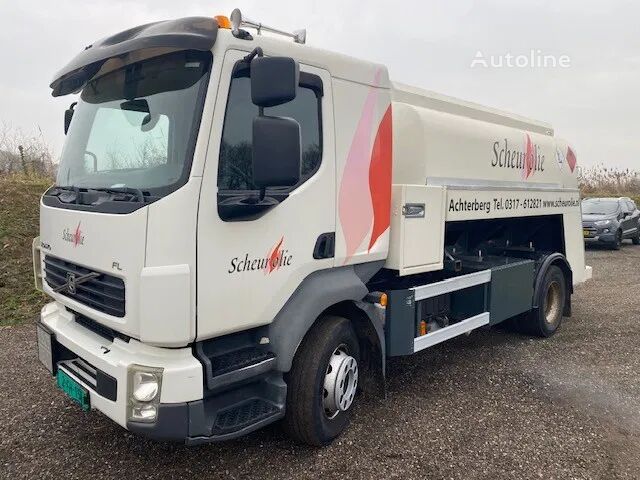 Volvo FL 250 ADR, brandstofauto , 3 comp, 7200 ltr, met pomp, meters, autocisterna za gorivo