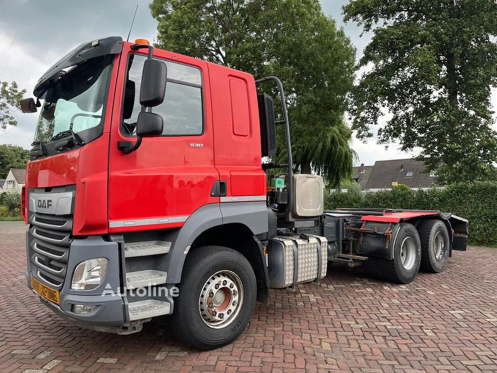 DAF CF 530 FAT intarder vozilo za prevoz kontejnera
