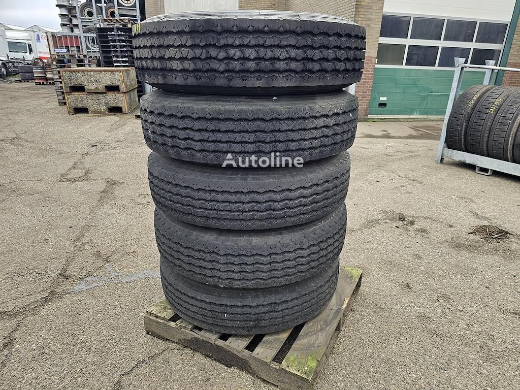 Michelin 275/80 R 22.5 prikolica šasije