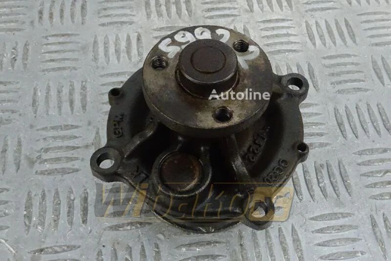 Deutz 04517464 kućište pumpe za vodu