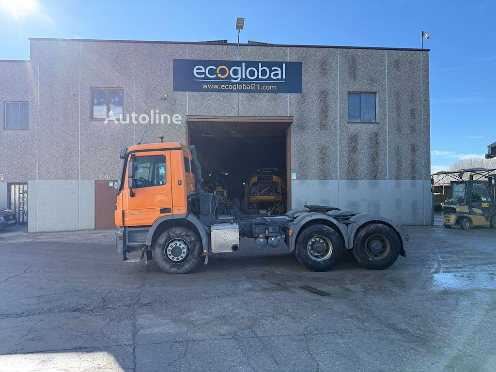 Mercedes-Benz Actros 3348 tegljač