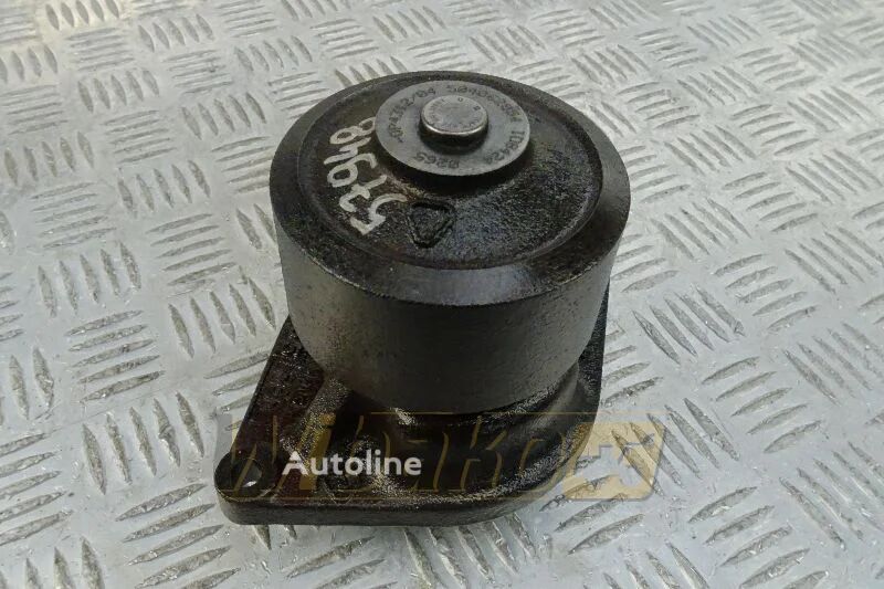 IVECO 504062854 kućište pumpe za vodu