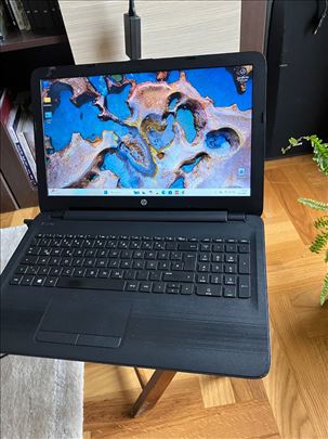 Hp 15 amdA6/8gb/1TB Win11