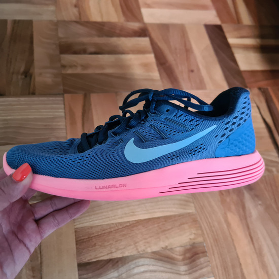 Nike running patike