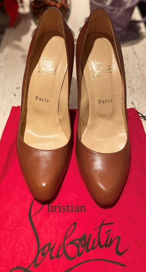 CHRISTIAN LOUBOUTIN ORIGINAL braon salonke broj 40