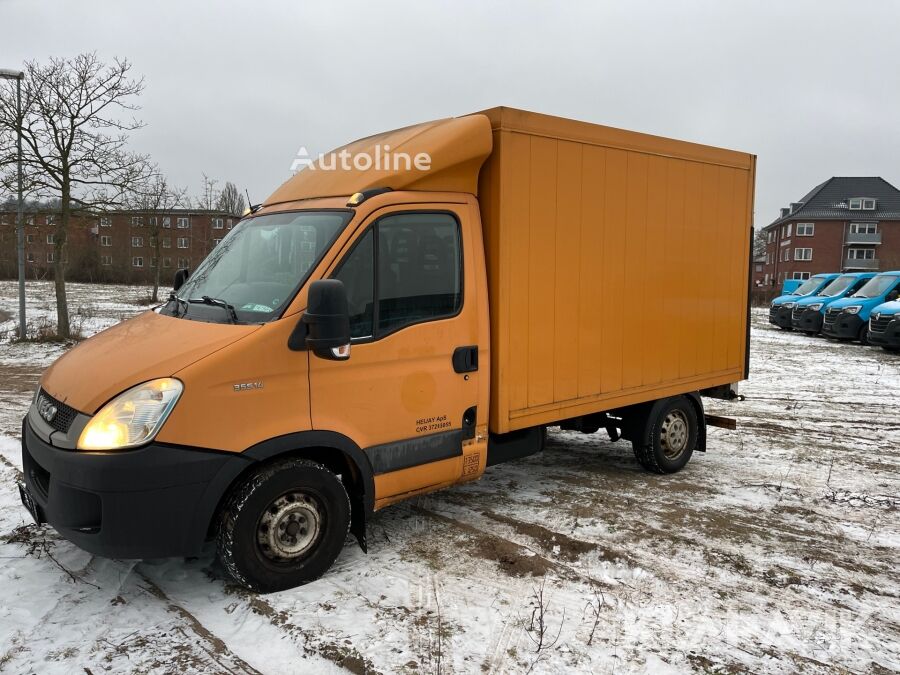 Prodaje se IVECO Daily minibus furgon na aukciji