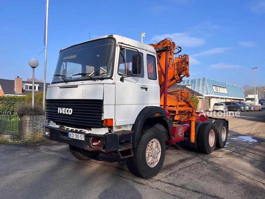 IVECO 330.35 Turbostar 6X4 FULL STEEL SPRING MANUAL GEARBOX tegljač