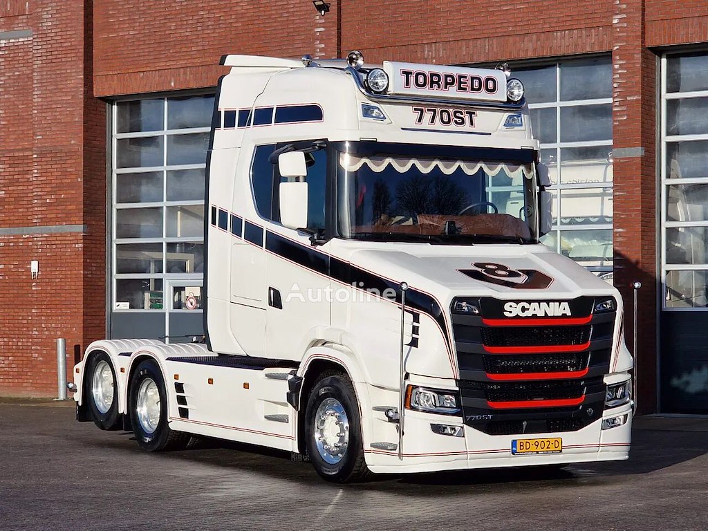 Novi Scania S770 Torpedo 6x2 - BUFFL interior - Custom exterior - New - Full tegljač