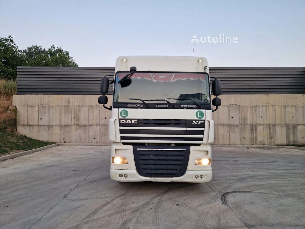 DAF XF 106.460 tegljač
