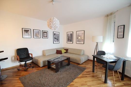 Odličan, noviji 2.0 stan, Park apartmani, ID 4158