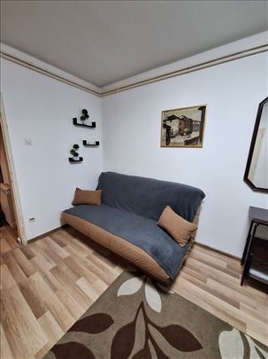 Vračar, 2.0, 45+8, namešten