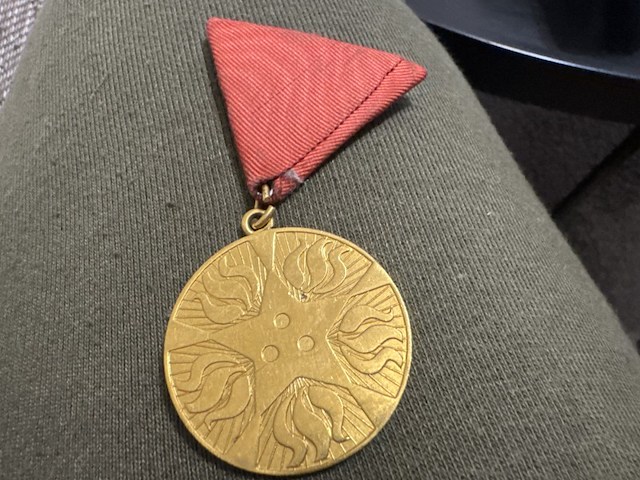 Medalja vatrogasna zvezda prvog reda