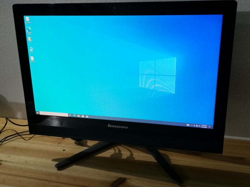 Lenovo C40-05 All-in-One AMD A8 4GB 1TB