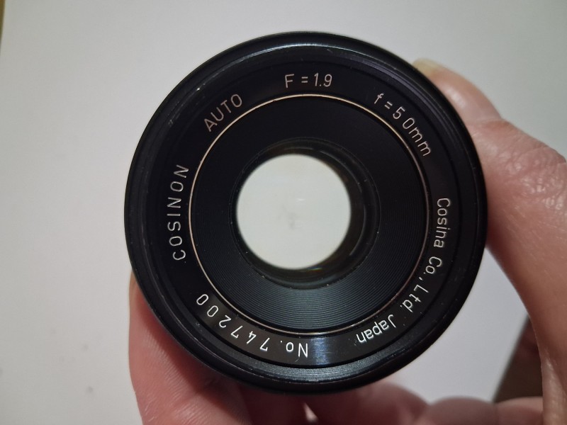 Cosinon Auto 50mm f1.9 - M42 navoj