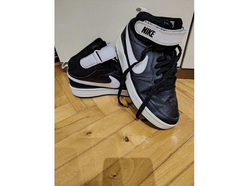 NIKE patike 38.5 RASPRODAJA