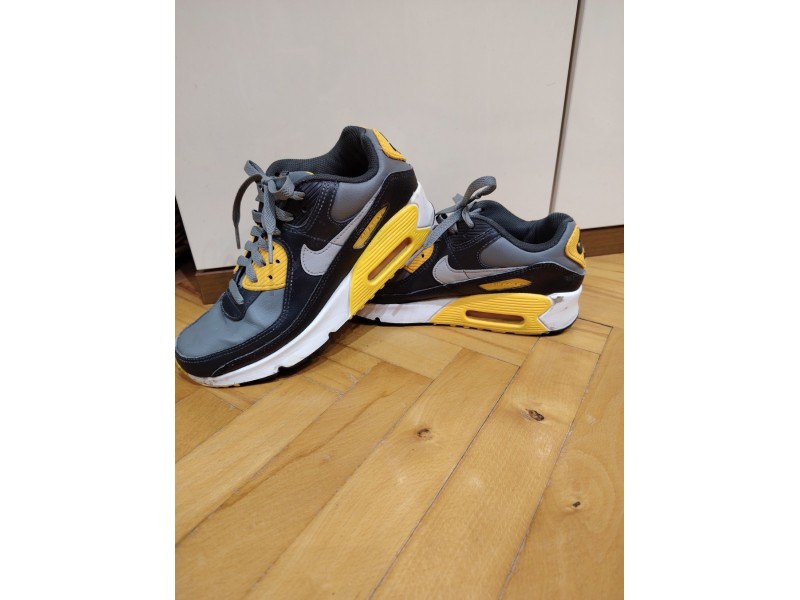 NIKE Air MAX 90 br 38 RASPRODAJA