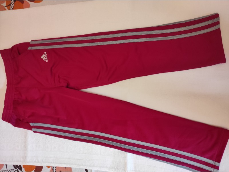 Adidas trenerka za devojčice