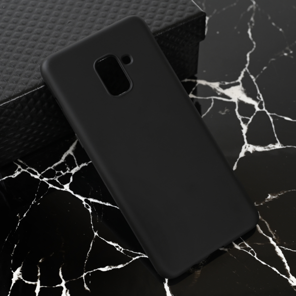 Maska za Samsung Galaxy A8 Plus 2018 mat Teracell Giulietta crna
