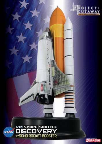 Dragon 47403 Space Shuttle Discovery with Solid Rocket Booster