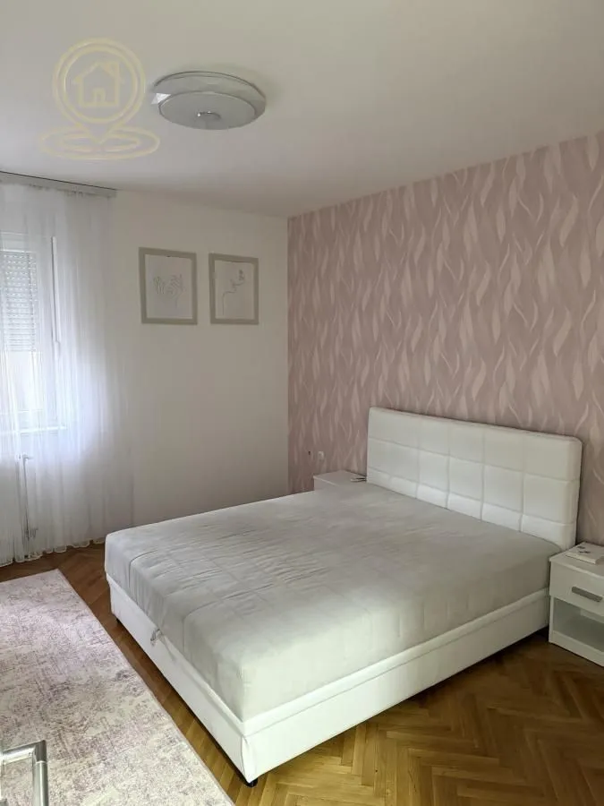 Izdavanje, dvosoban stan, 50m², Grbavica, Novi Sad Sve Podlokacije