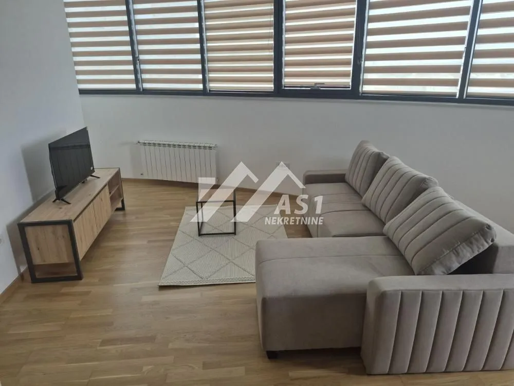 Izdavanje, dvosoban stan, 57m², Novi Sad Sve Podlokacije, Novi Sad