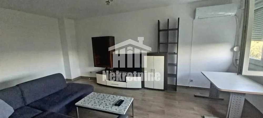 Izdavanje, trosoban stan, 76m², Novi Beograd Sve Podlokacije, Beograd