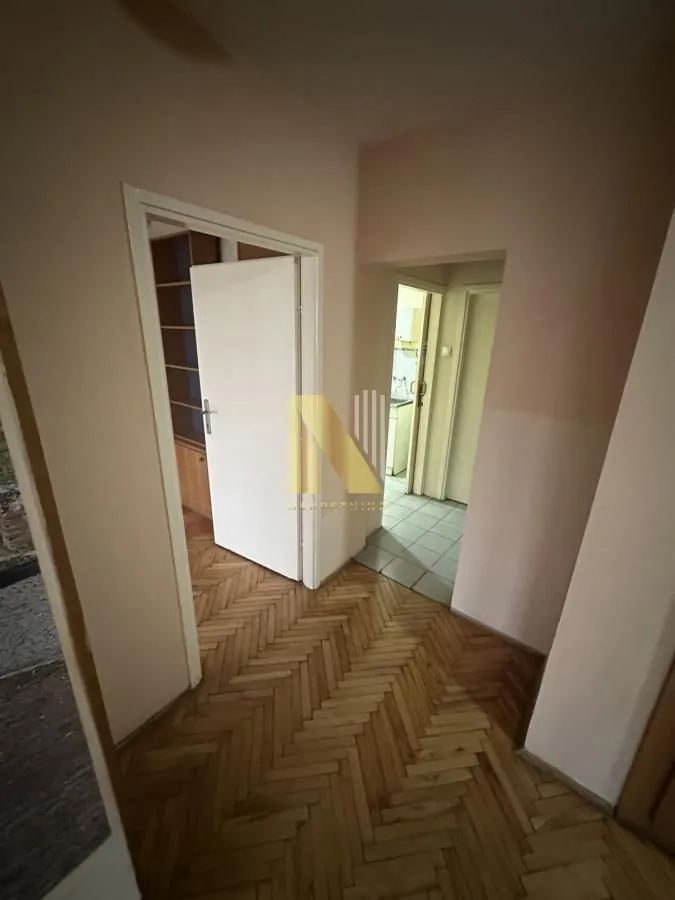 Izdavanje, poslovni prostor, 60m², Bulevar Oslobodjenja, Novi Sad Sve Podlokacije