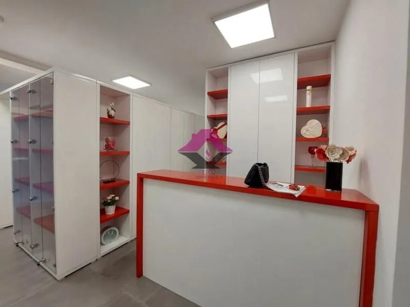 Izdavanje, poslovni prostor, 58m², Crveni Krst, Beograd