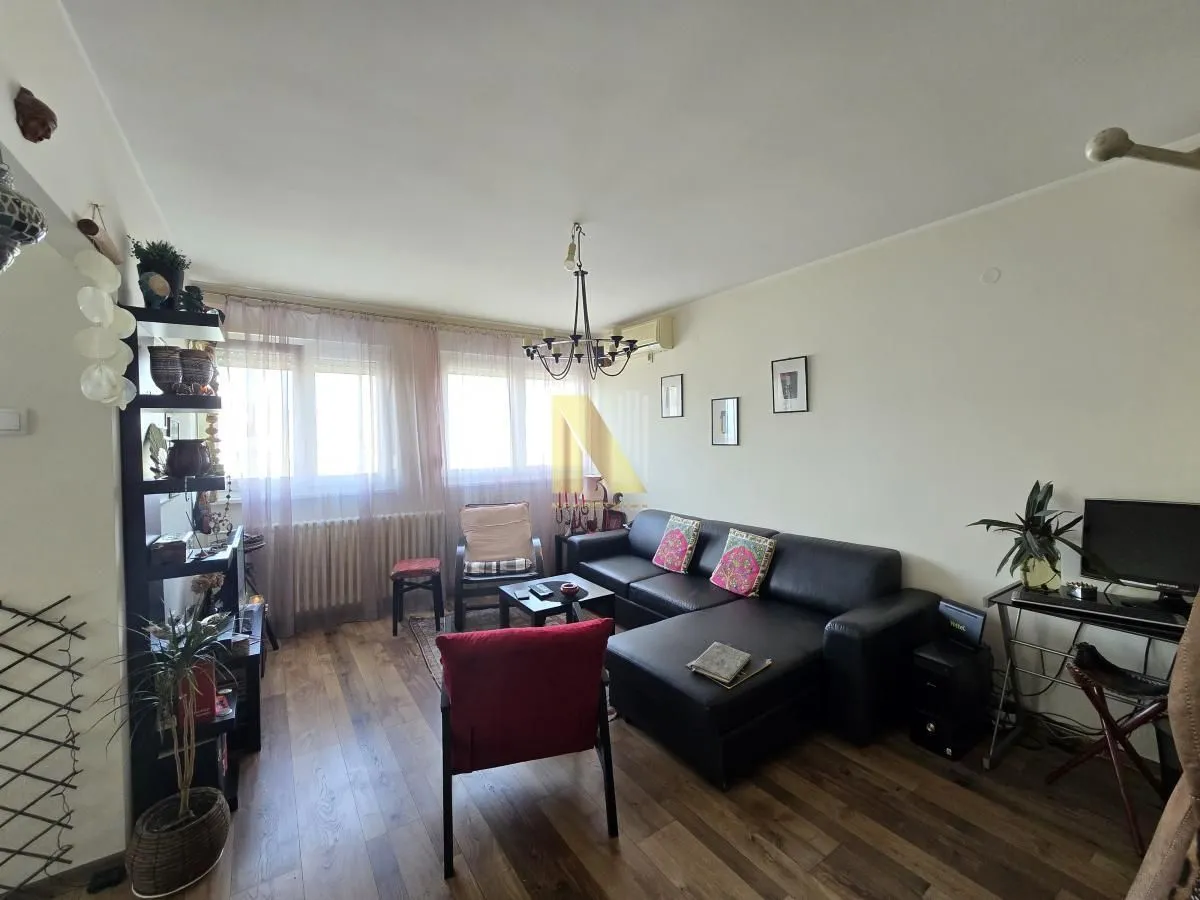 Prodaja, dvosoban stan, 55m², Železnička Stanica, Novi Sad Sve Podlokacije