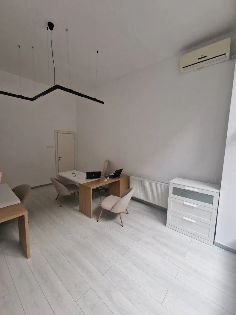 Prodaja, poslovni prostor, 26m², Rotkvarija, Novi Sad Sve Podlokacije