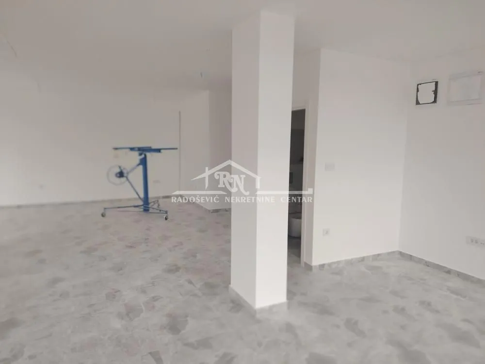 Prodaja, poslovni prostor, 32m², Obrenovac, Beograd