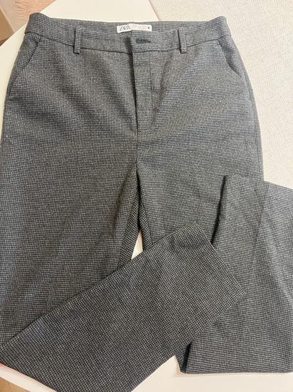 Zara pantalone 40(38)