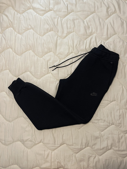 Nike tech fleece