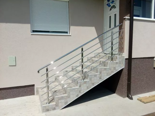 INOX GELENDERI SA HORIZONTALNIM ISPUNAMA 07