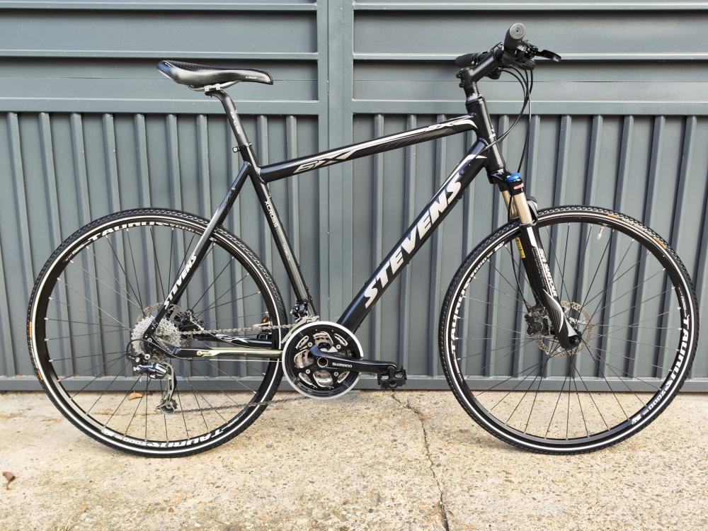 Stevens Cross 28" (Size-XL) 3x10 full Deore PRELEP