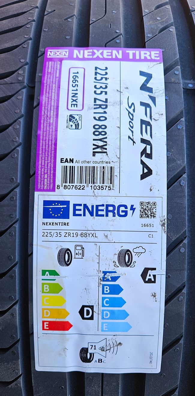 Nexen 225/35R19 letnja