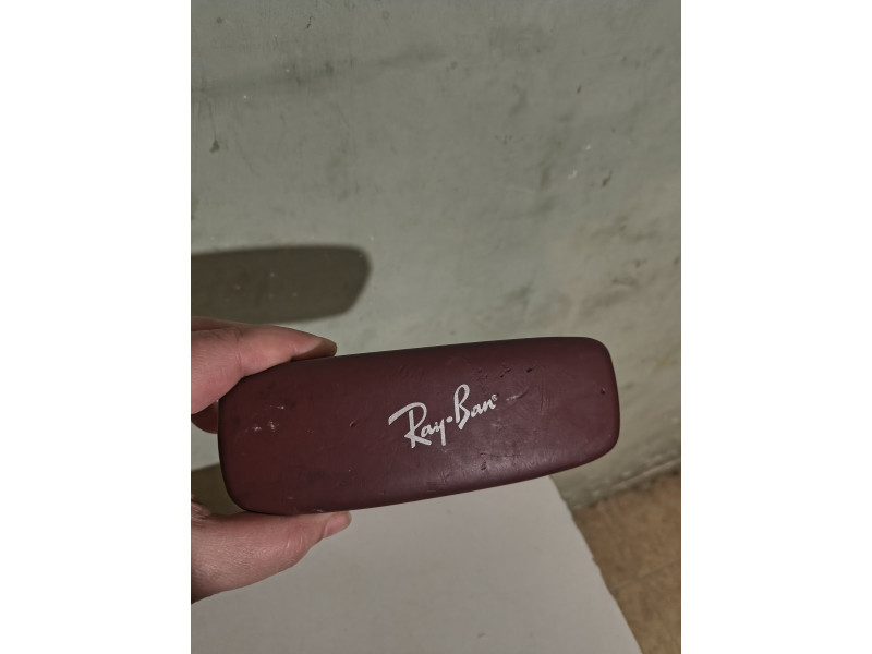 RAYBAN ORIGINAL FUTROLA ZA NAOČARE